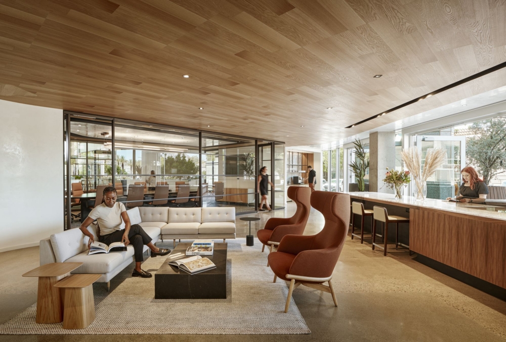 Vestar Offices - Phoenix | Office Snapshots