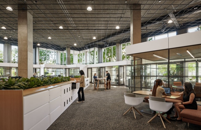 Vestar Offices - Phoenix | Office Snapshots