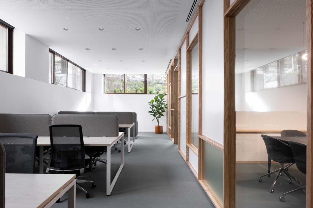 Arowana Offices - Lisbon | Office Snapshots