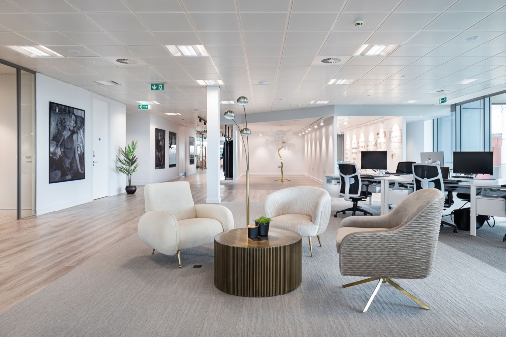 Club L London Offices - Manchester | Office Snapshots