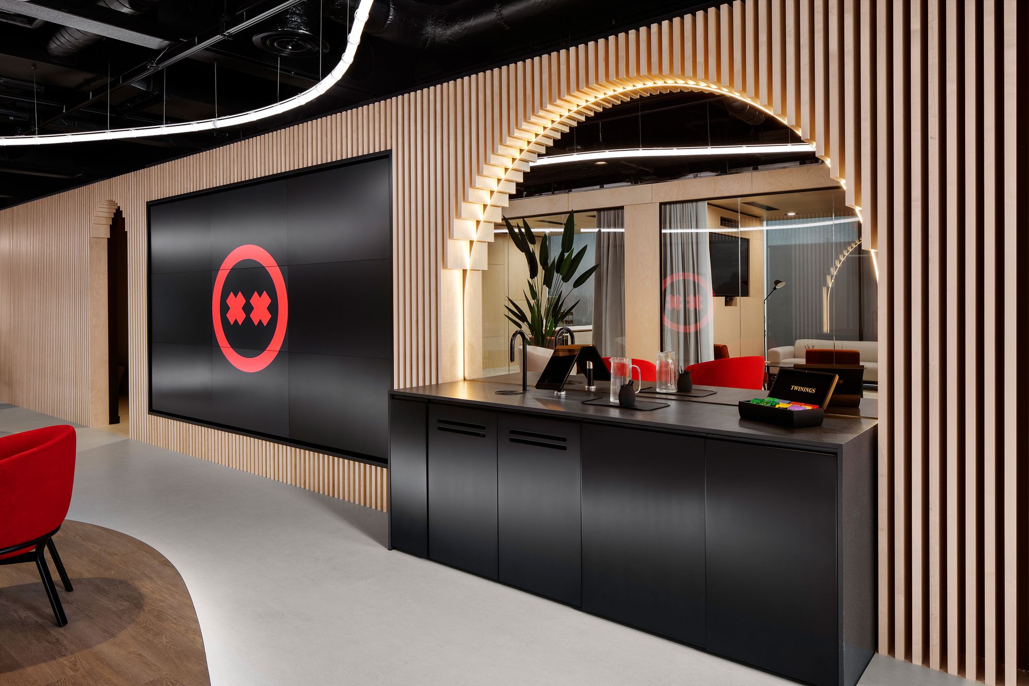 Facepunch Studios Offices - Birmingham | Office Snapshots