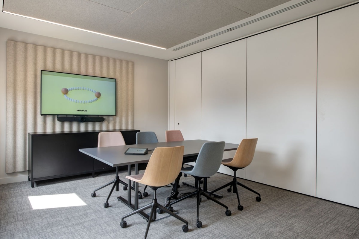 NetApp Offices - Windsor | Office Snapshots