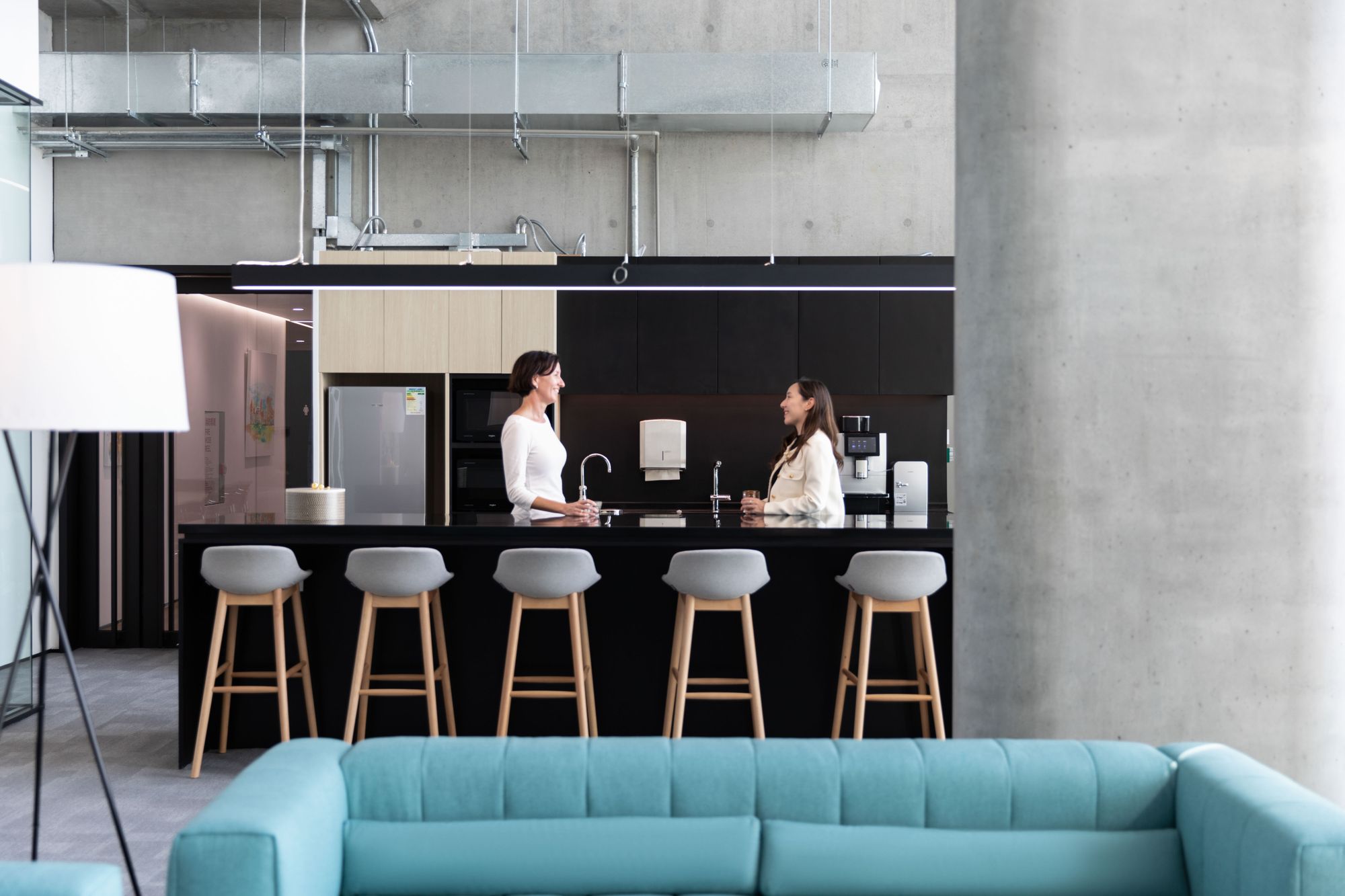 Peak Re Offices - Hong Kong | Office Snapshots