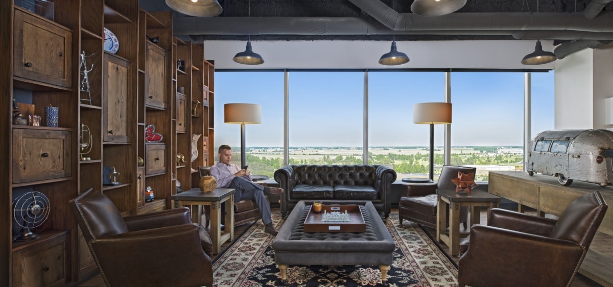 Sun Communities Offices - Southfield | Office Snapshots