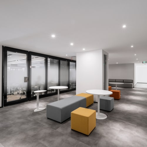 NOVAH Cube | Office Snapshots