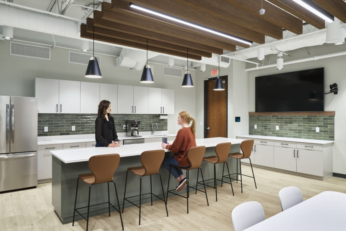 Baker Publishing Group Offices - Edina | Office Snapshots