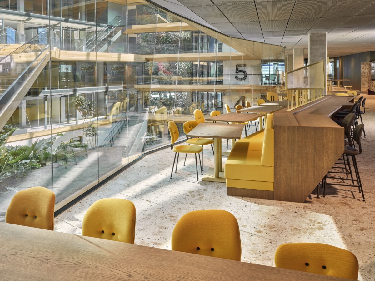 Booking.com Offices - Amsterdam | Office Snapshots