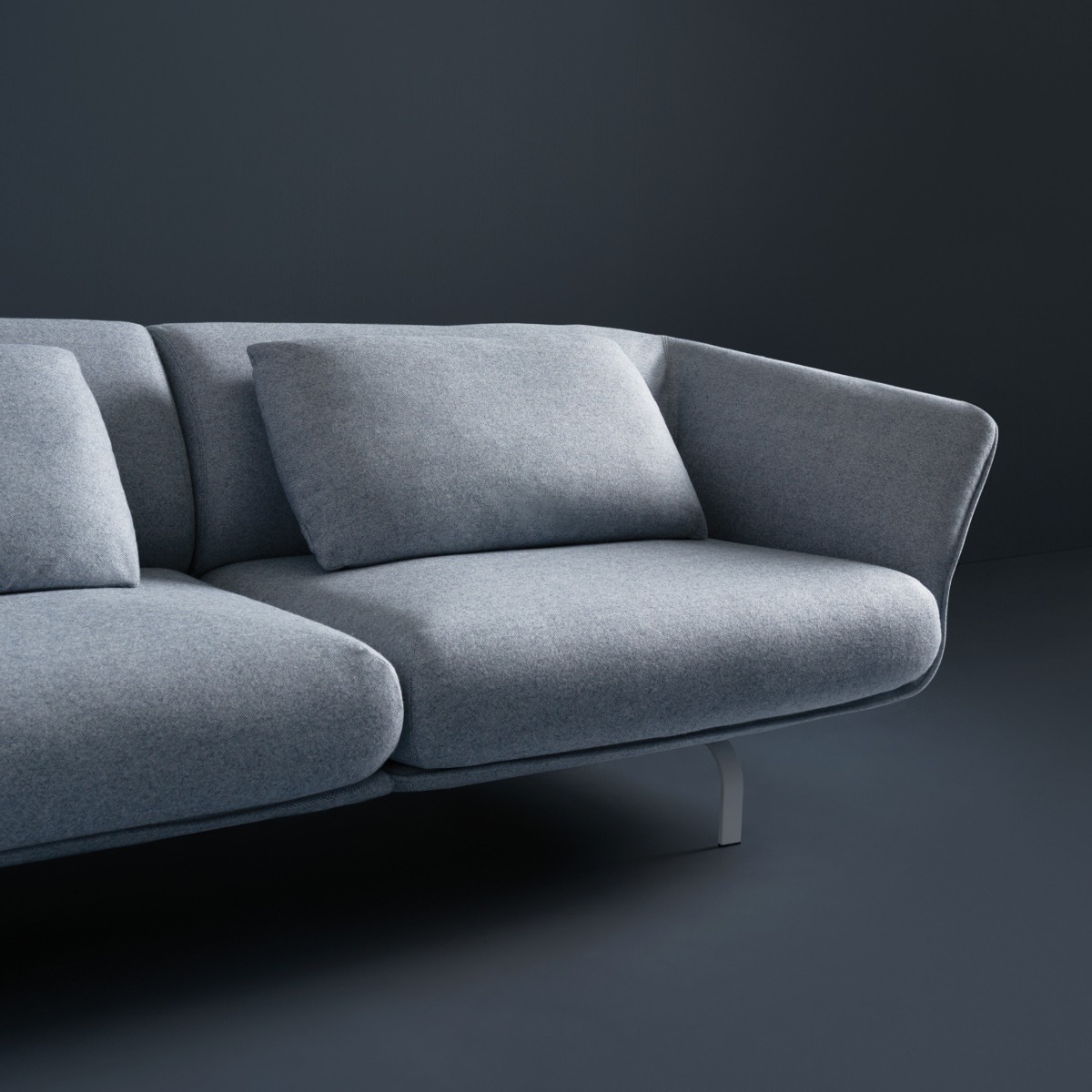 Davis Furniture Cape | Office Snapshots