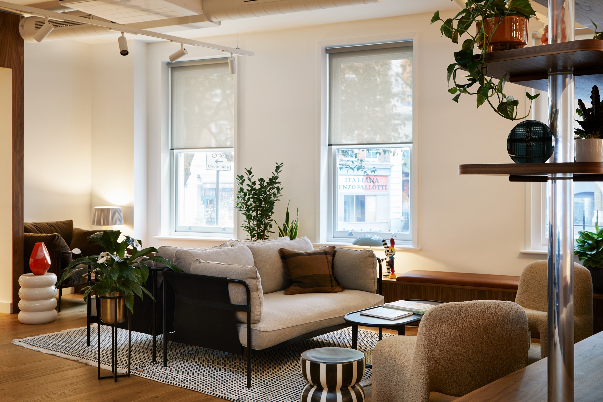 Coffee & TV Offices - London | Office Snapshots