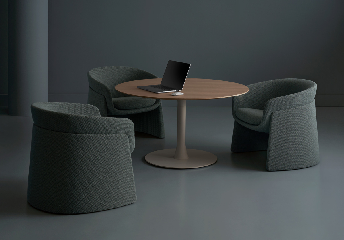 Davis Furniture Seba | Office Snapshots