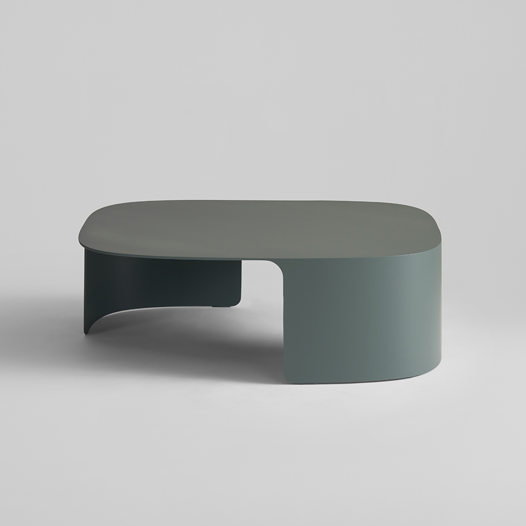 Davis Furniture Capas | Office Snapshots