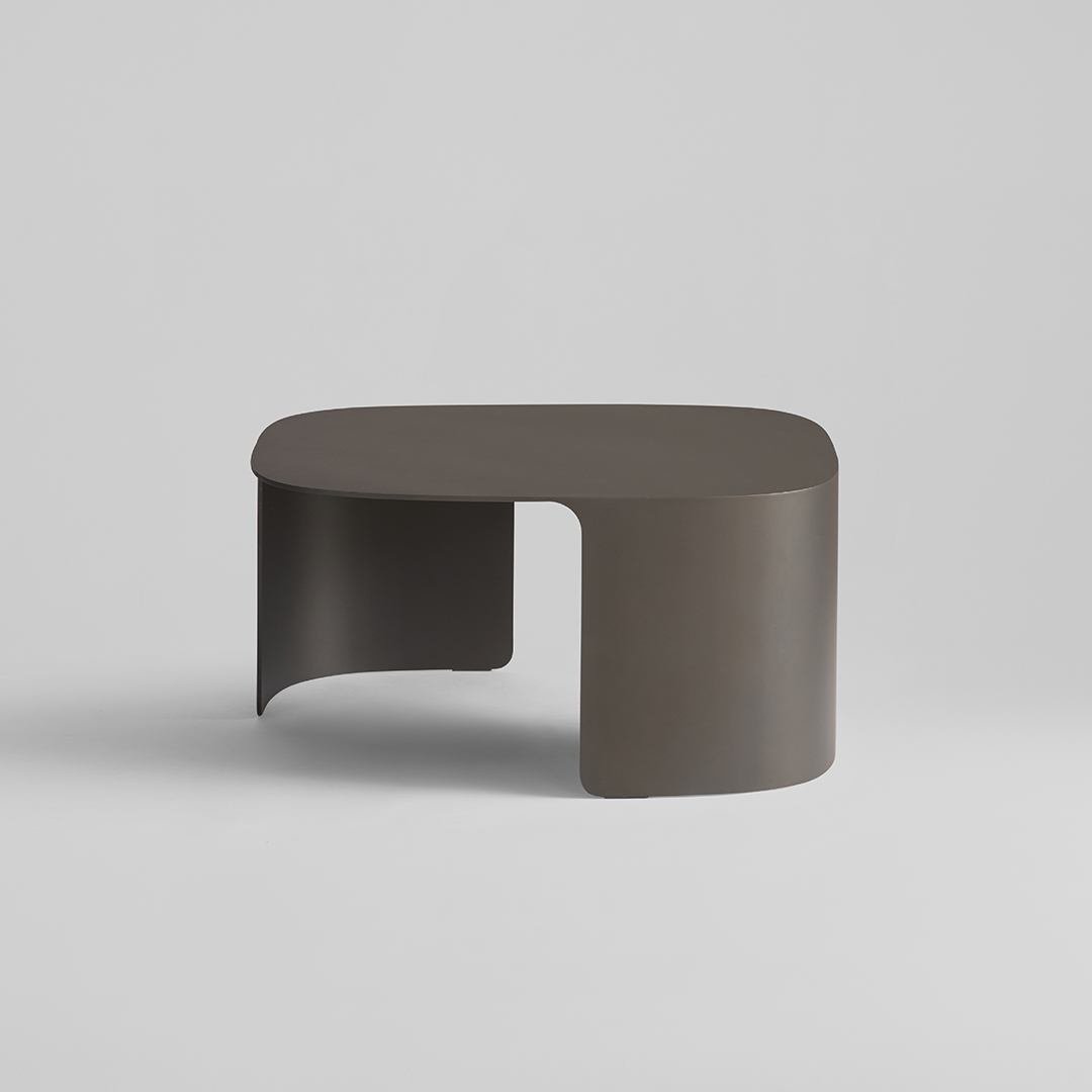 Davis Furniture Capas | Office Snapshots