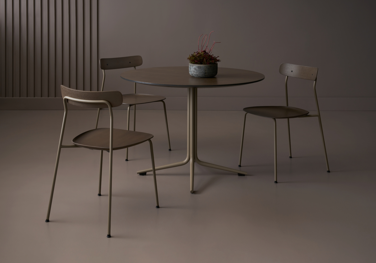 Davis Furniture Perle | Office Snapshots