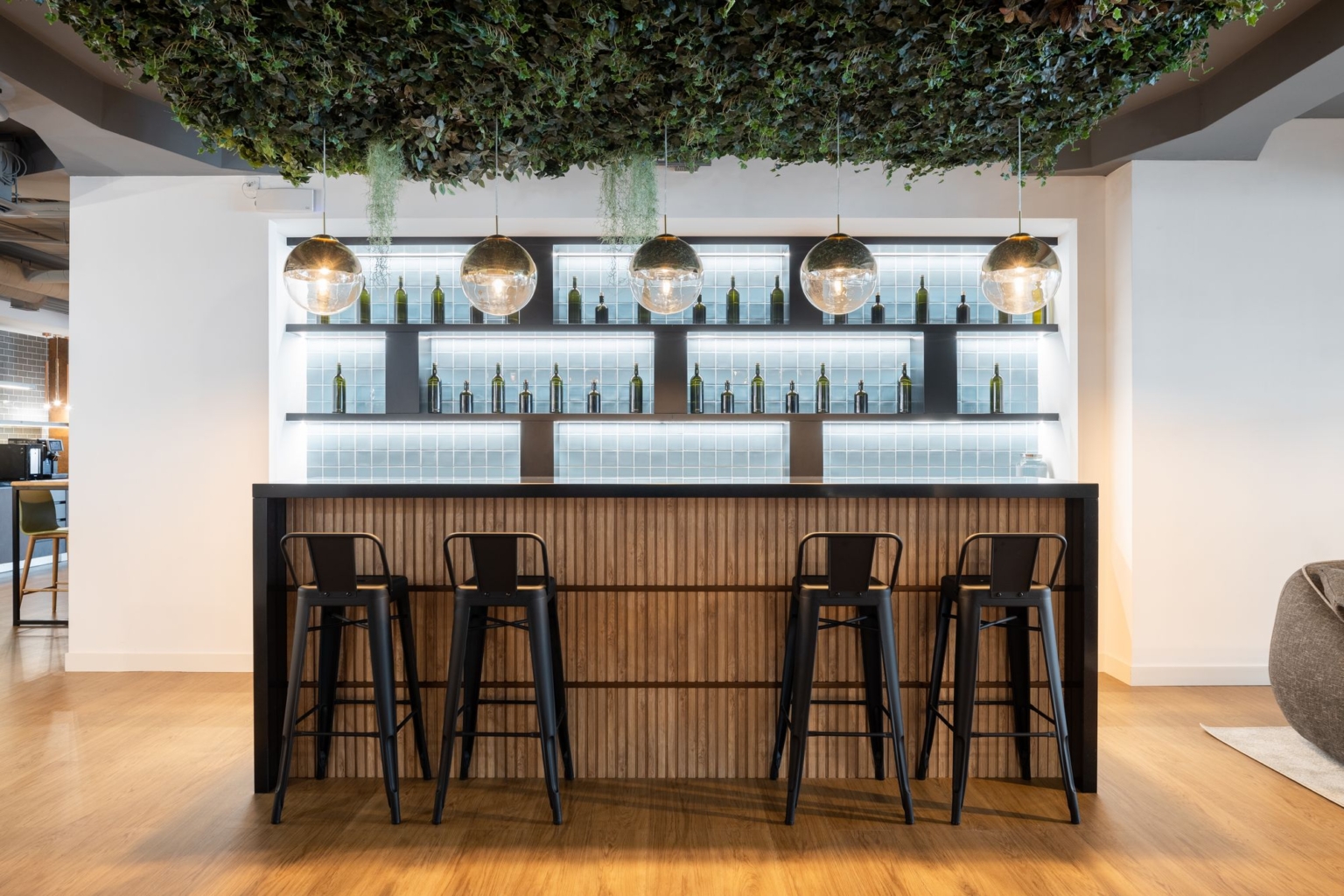 Aquila Capital Offices - Lisbon | Office Snapshots