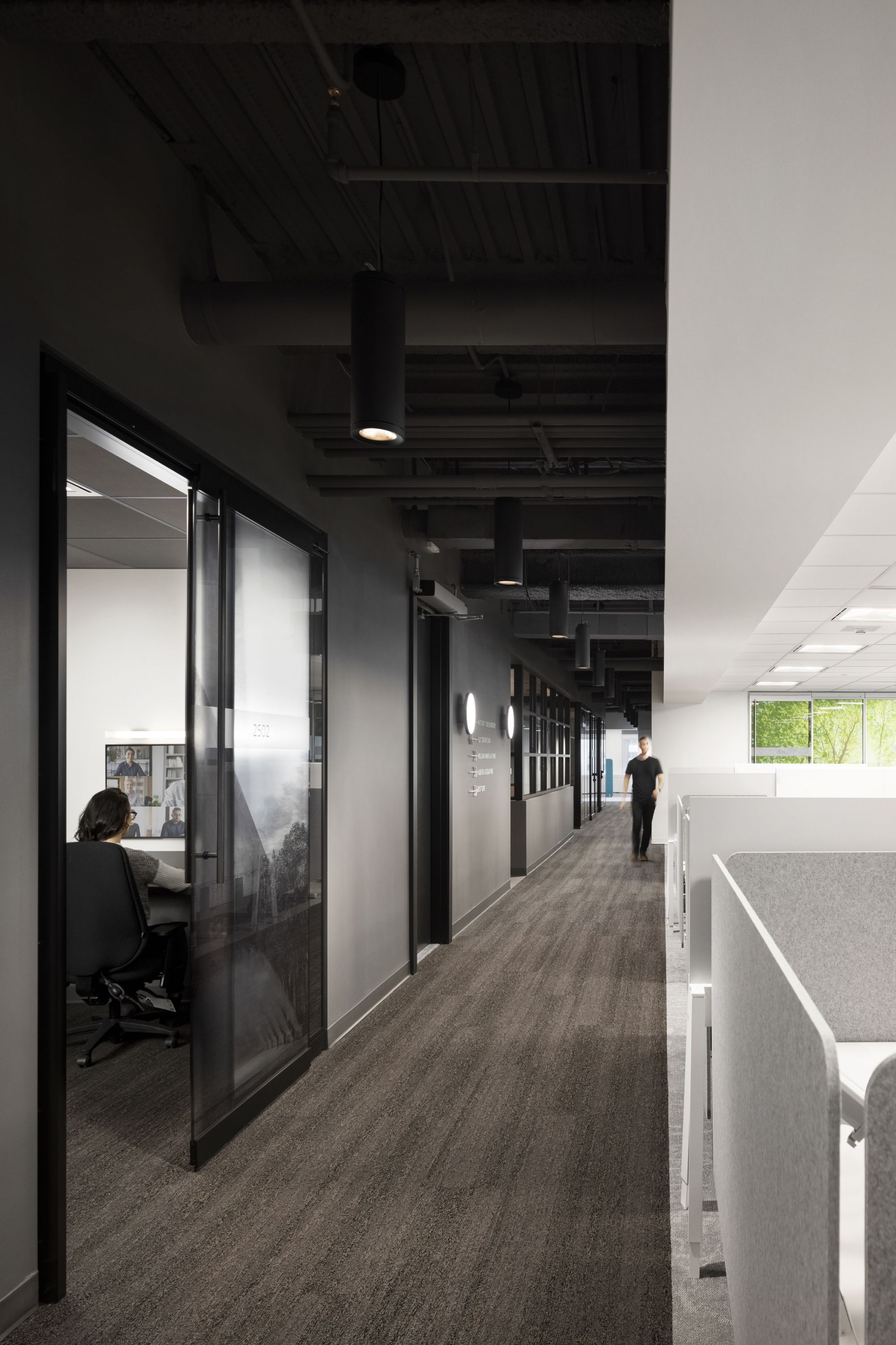 Confidential Government Agency Offices - Edmonton | Office Snapshots