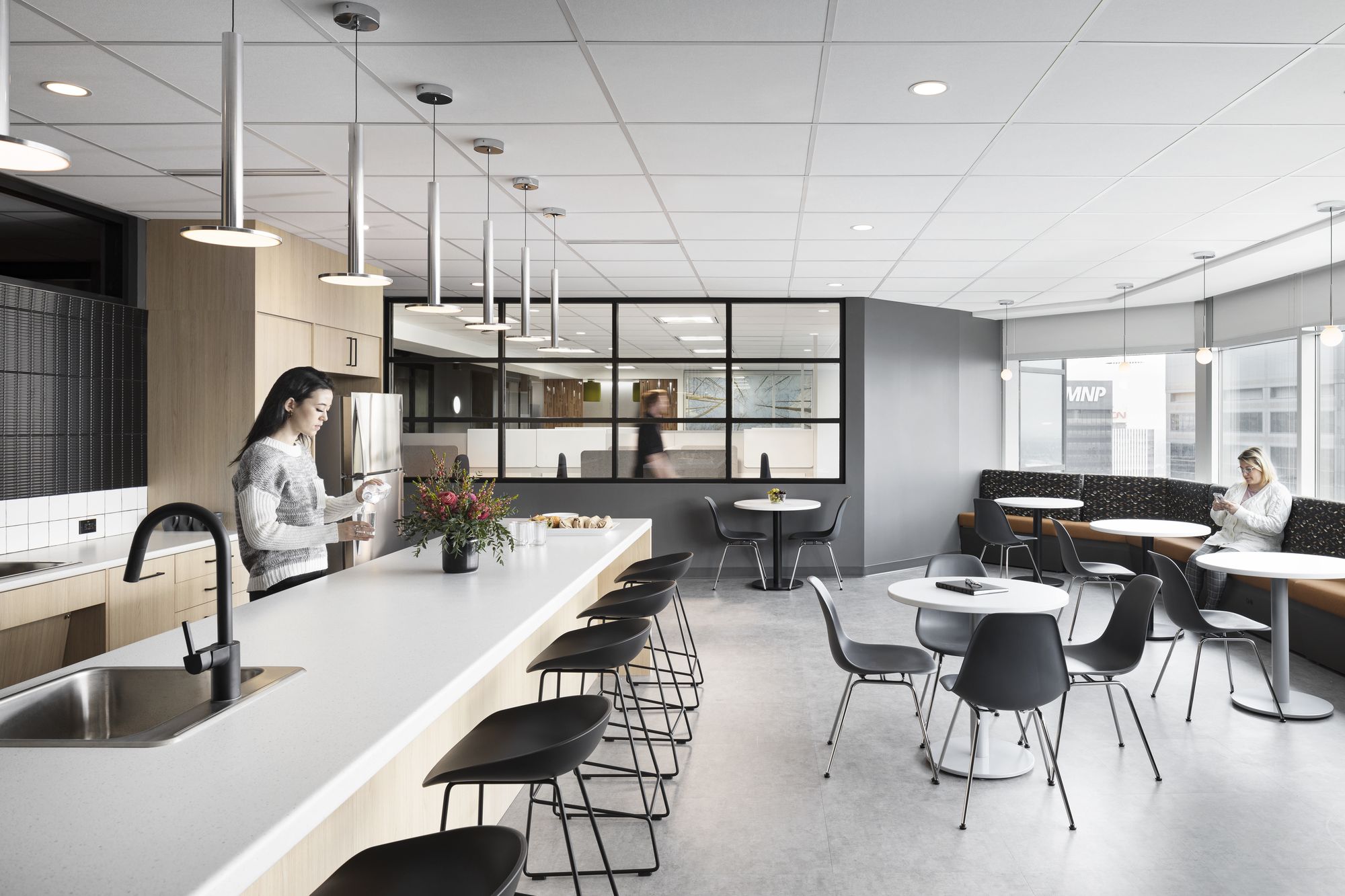 Confidential Government Agency Offices - Edmonton | Office Snapshots