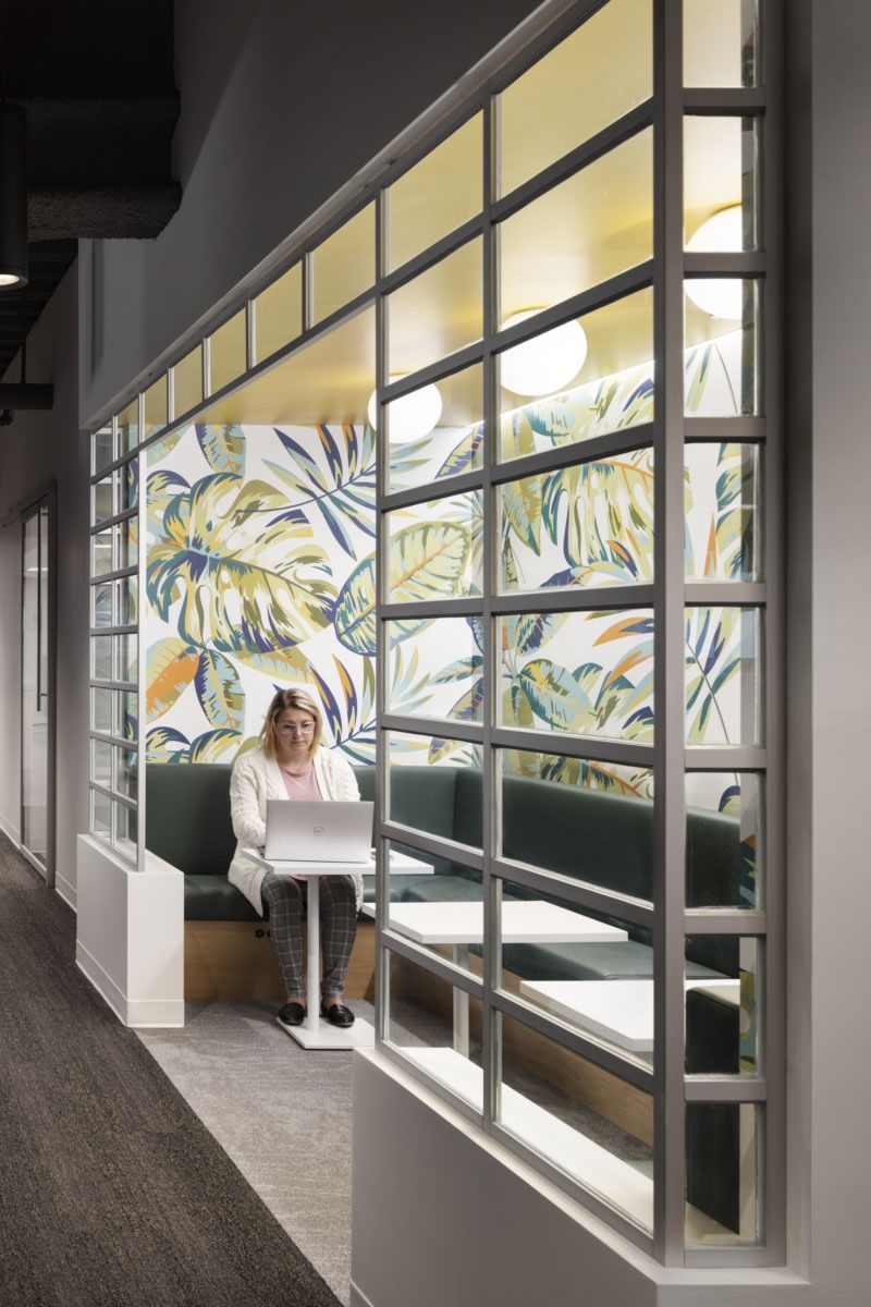 Confidential Government Agency Offices - Edmonton | Office Snapshots