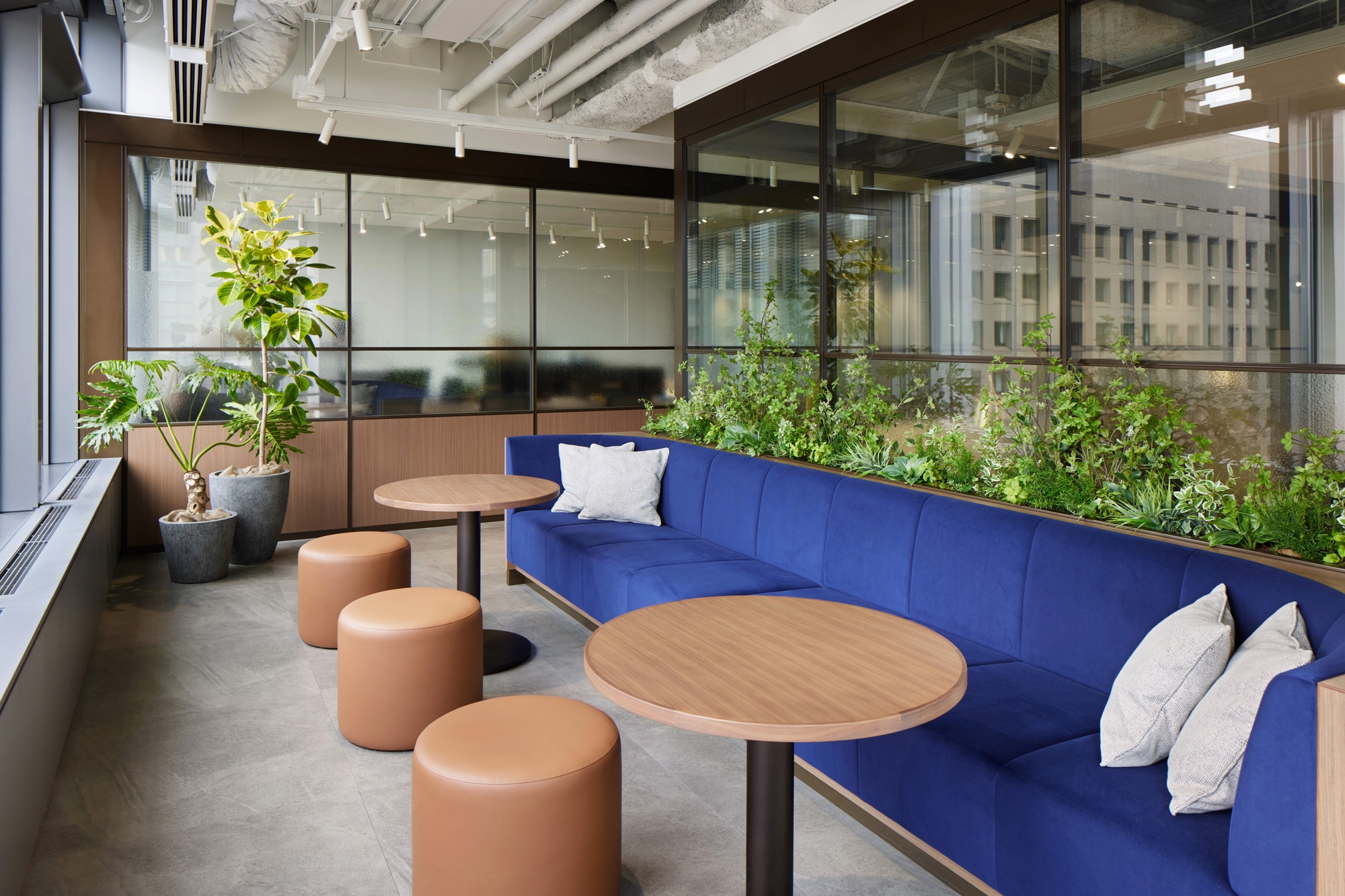 EGG Coworking Offices - Tokyo | Office Snapshots
