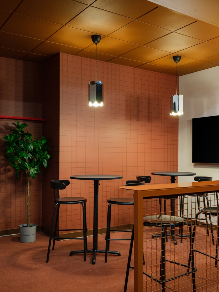 Garoy Construction Offices - Quebec City | Office Snapshots