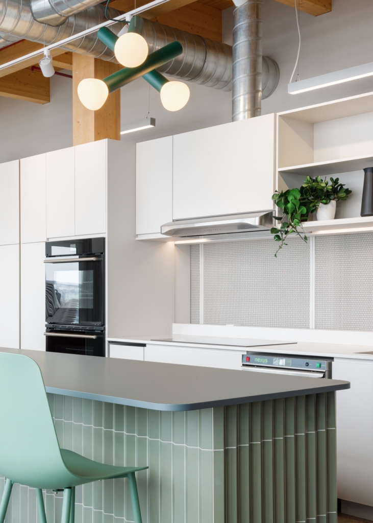 Garoy Construction Offices - Quebec City | Office Snapshots