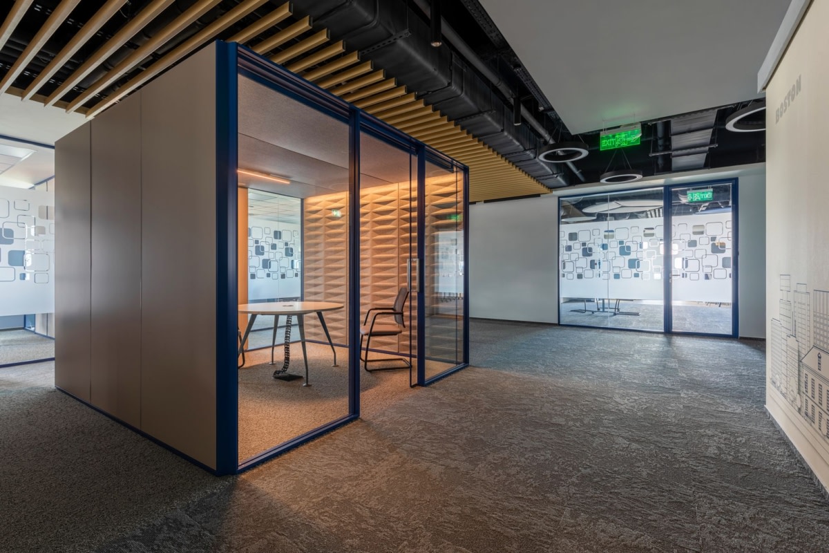 OSF Digital Offices - Brasov | Office Snapshots