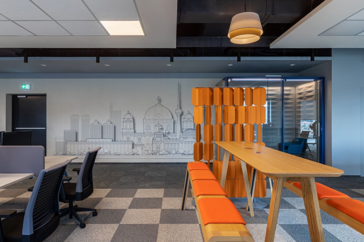 OSF Digital Offices - Brasov | Office Snapshots