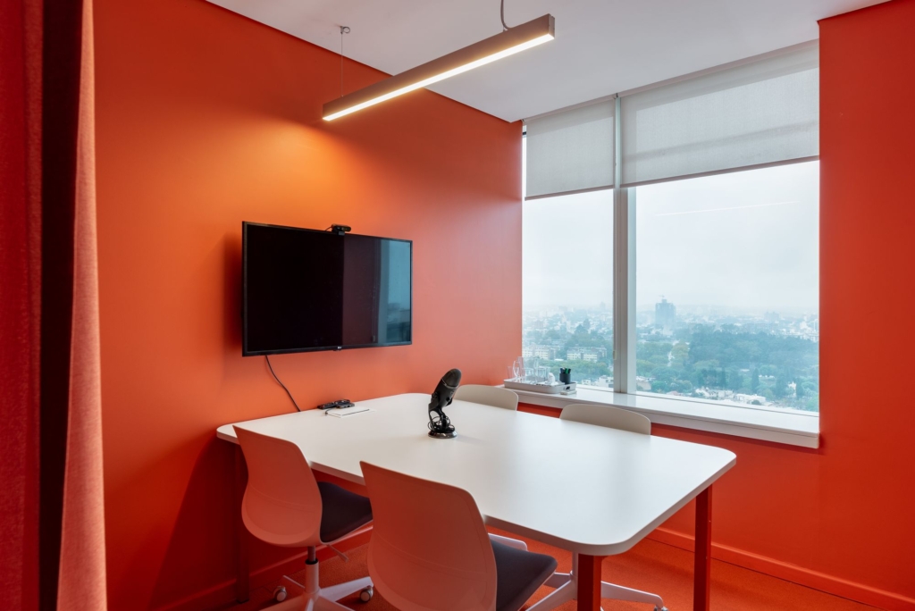 Slantis Offices - Montevideo | Office Snapshots