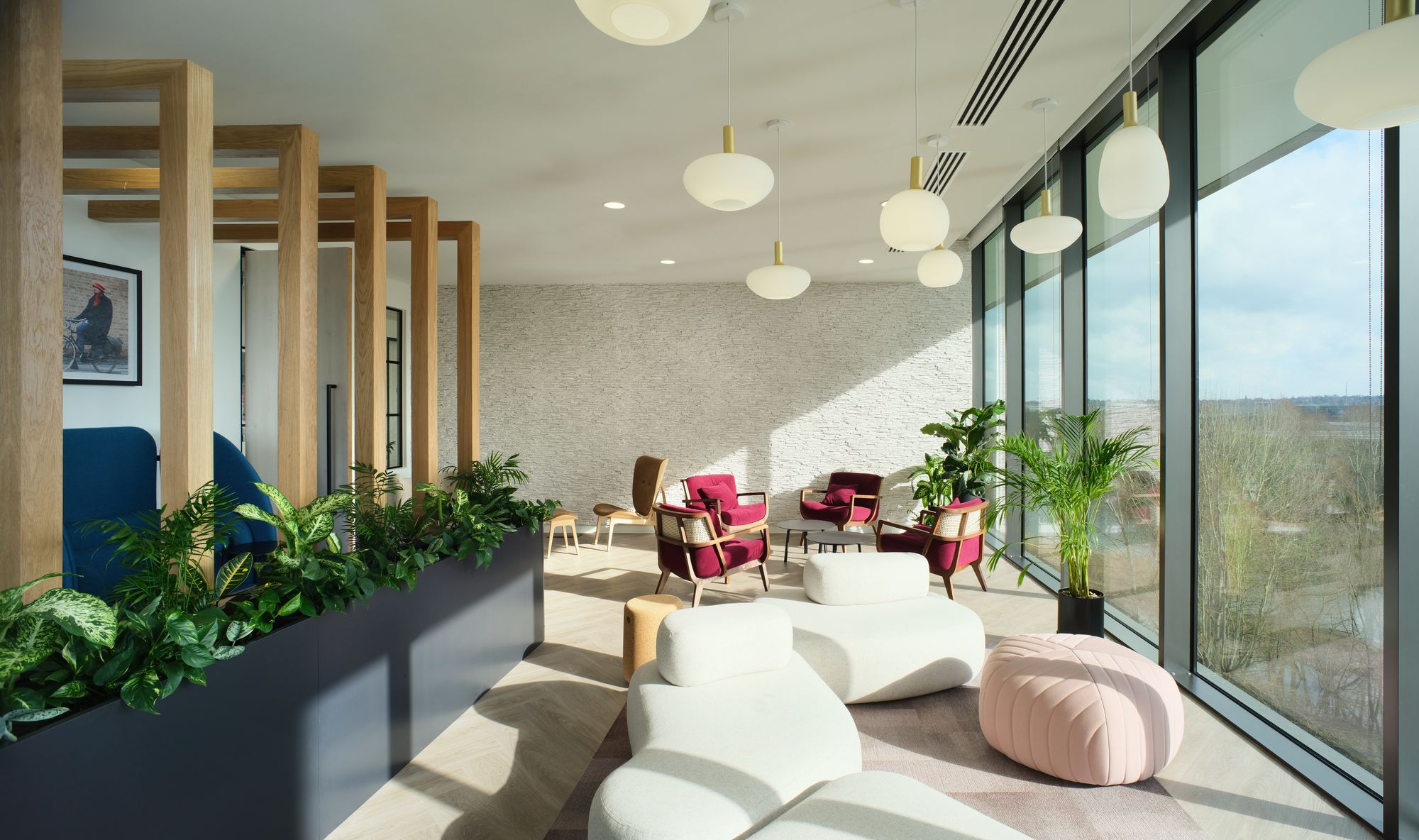 Three UK Offices - Reading | Office Snapshots