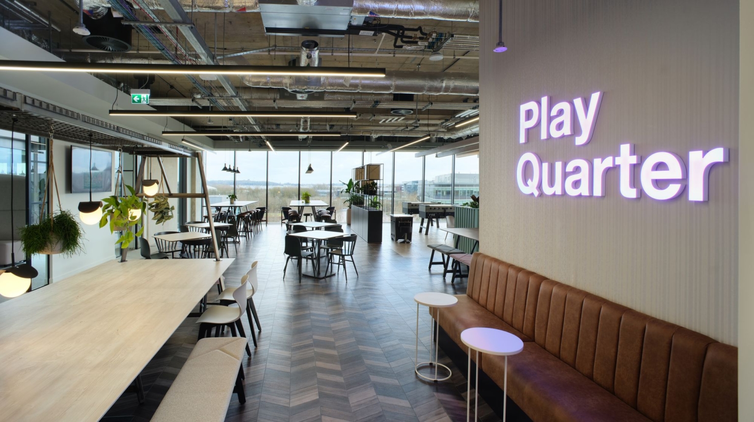 Three UK Offices - Reading | Office Snapshots