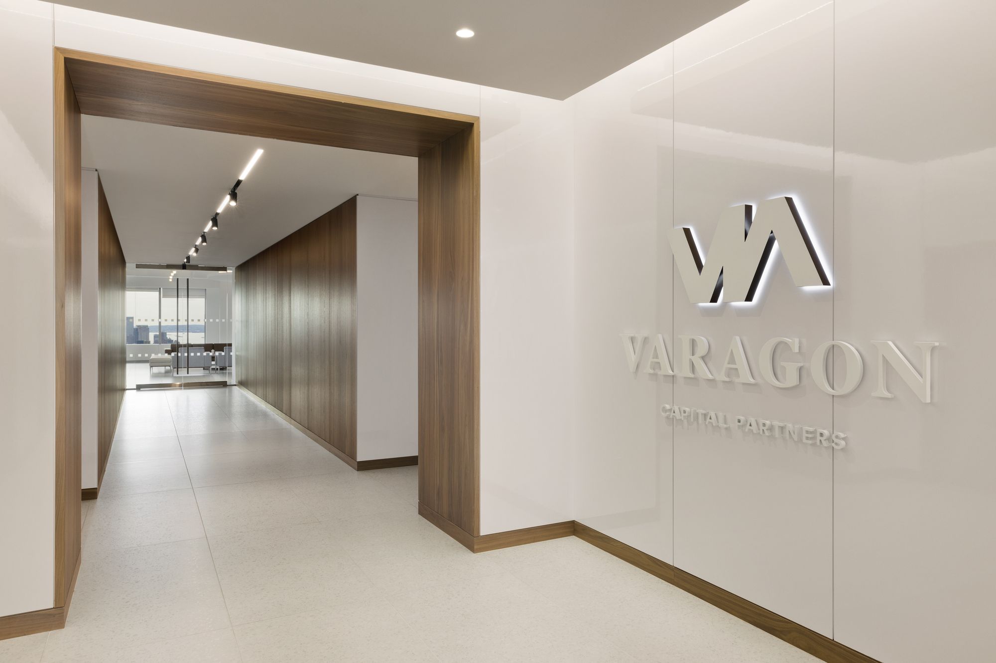 Varagon Offices - New York City | Office Snapshots