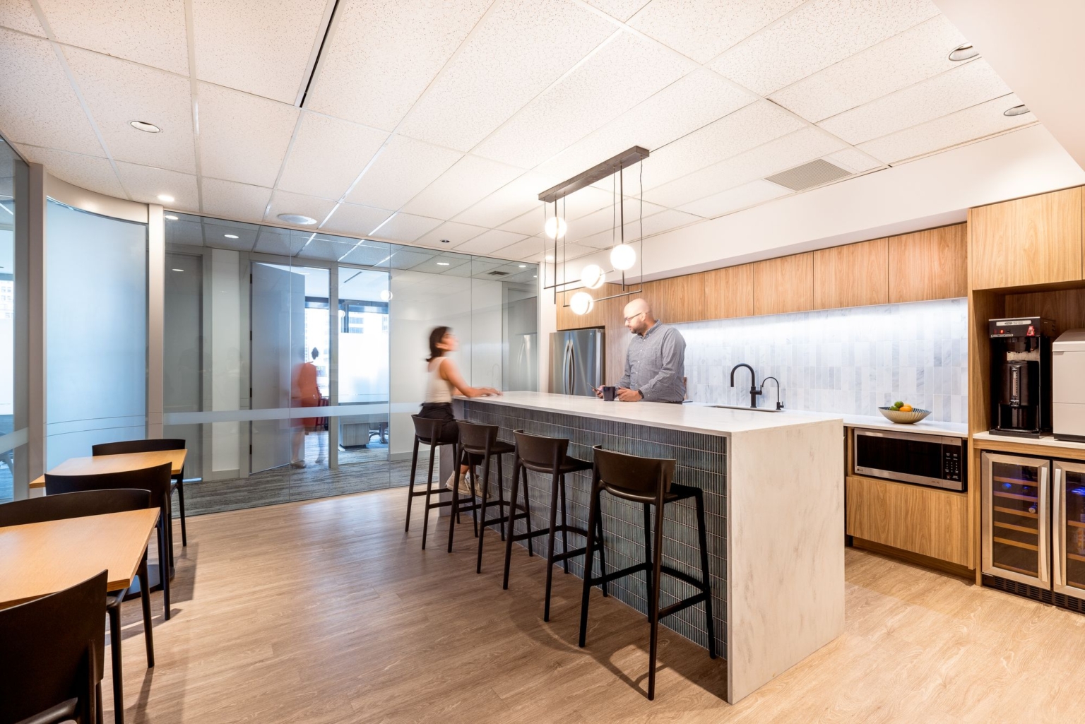 Clyde & Co Offices - Vancouver | Office Snapshots