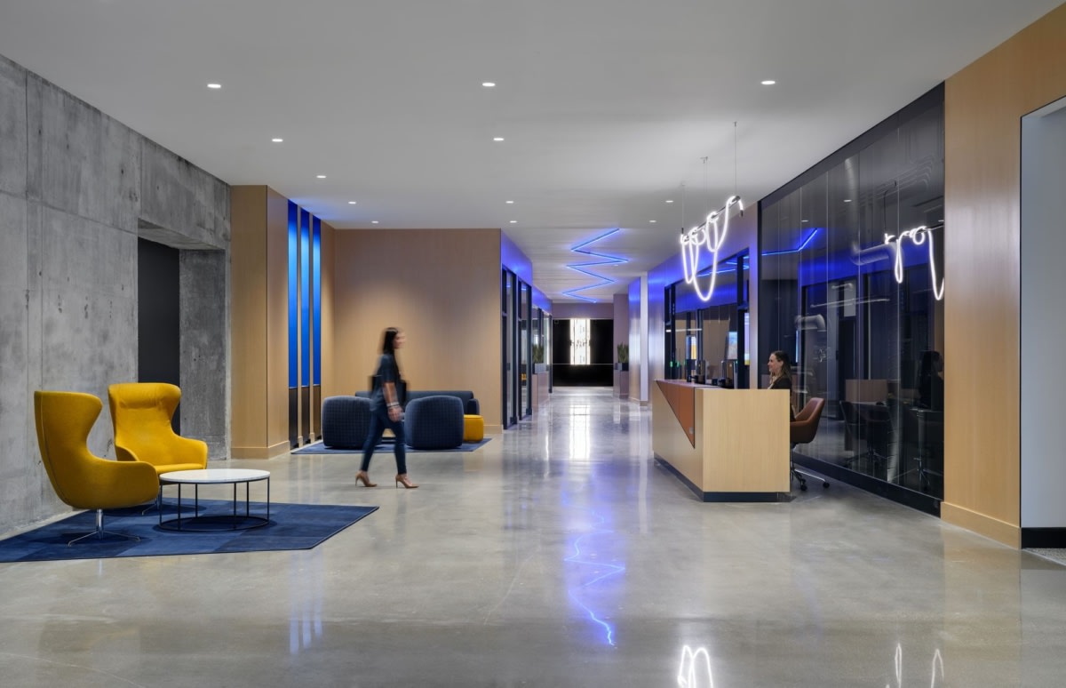 Divisions Maintenance Group Offices - Cincinnati | Office Snapshots