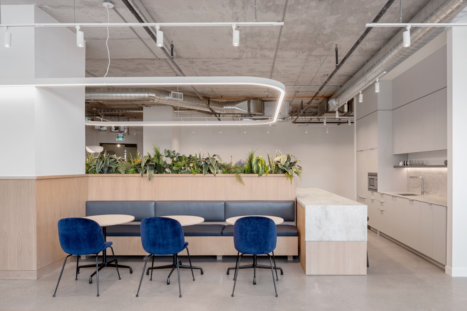 Lifetime Liberty Market Tower Leasing Office - Toronto | Office Snapshots