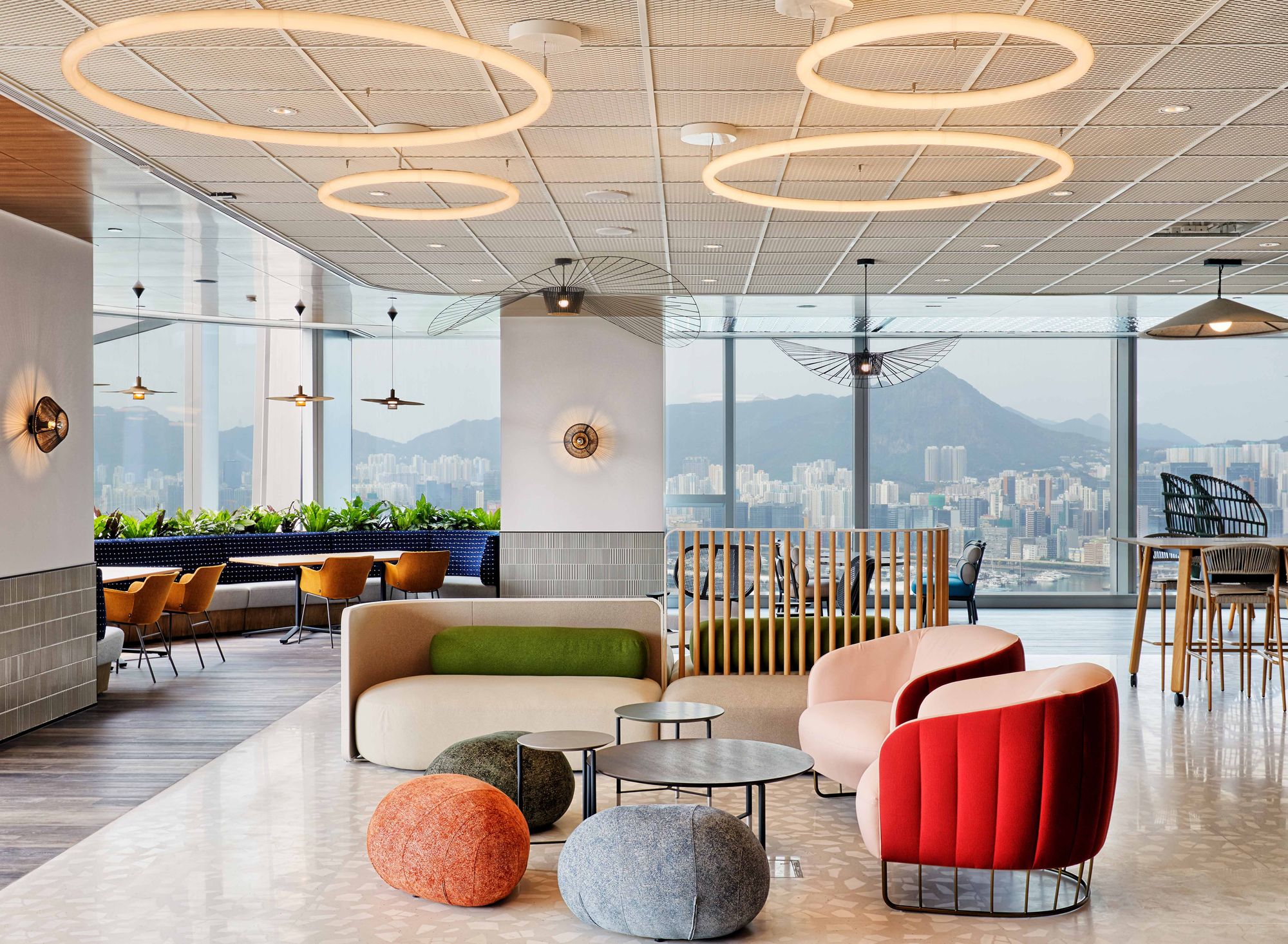 Private Banking Client Suites - Hong Kong | Office Snapshots