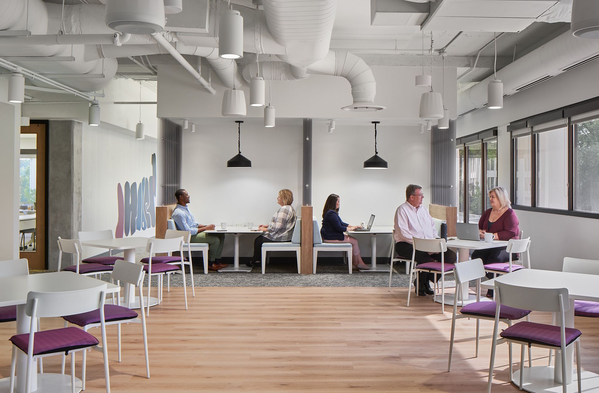 Shaw Industries Offices - Dalton | Office Snapshots