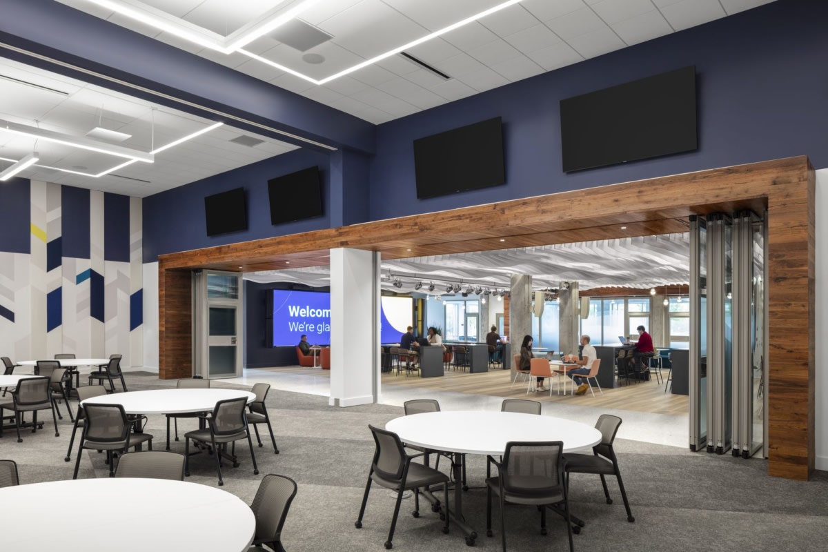 State Auto Insurance Offices - Columbus | Office Snapshots