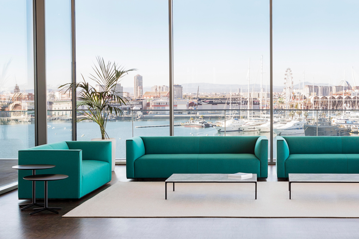 Andreu World Grand Raglan | Office Snapshots