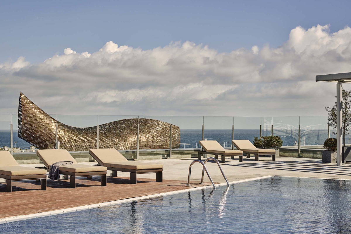 Andreu World Landscape Alu | Office Snapshots