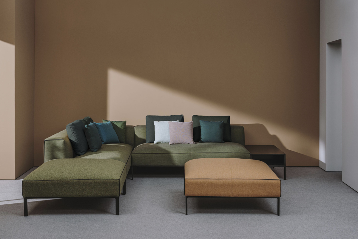 Andreu World Raglan Home | Office Snapshots