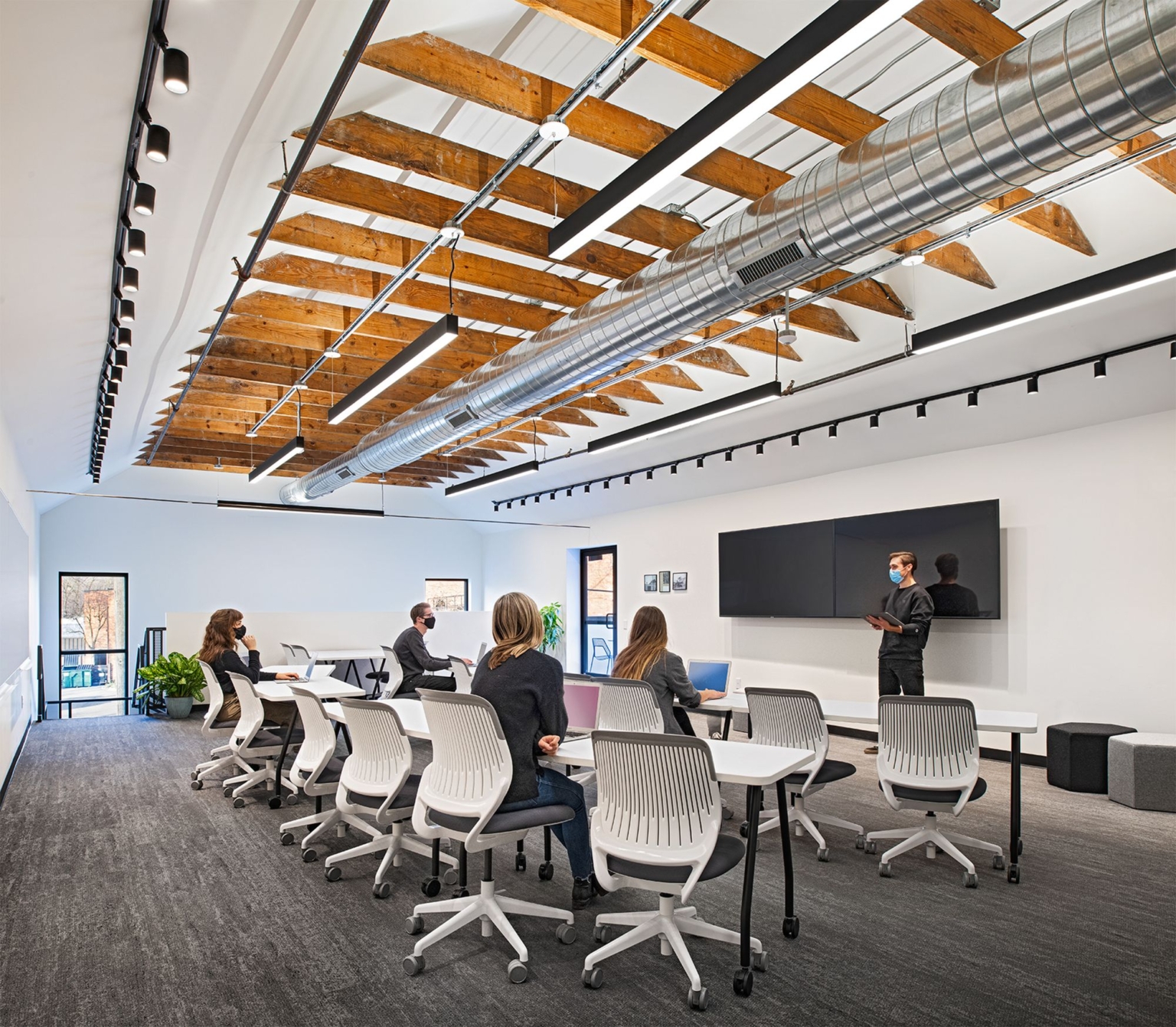Clinc Offices - Ann Arbor | Office Snapshots