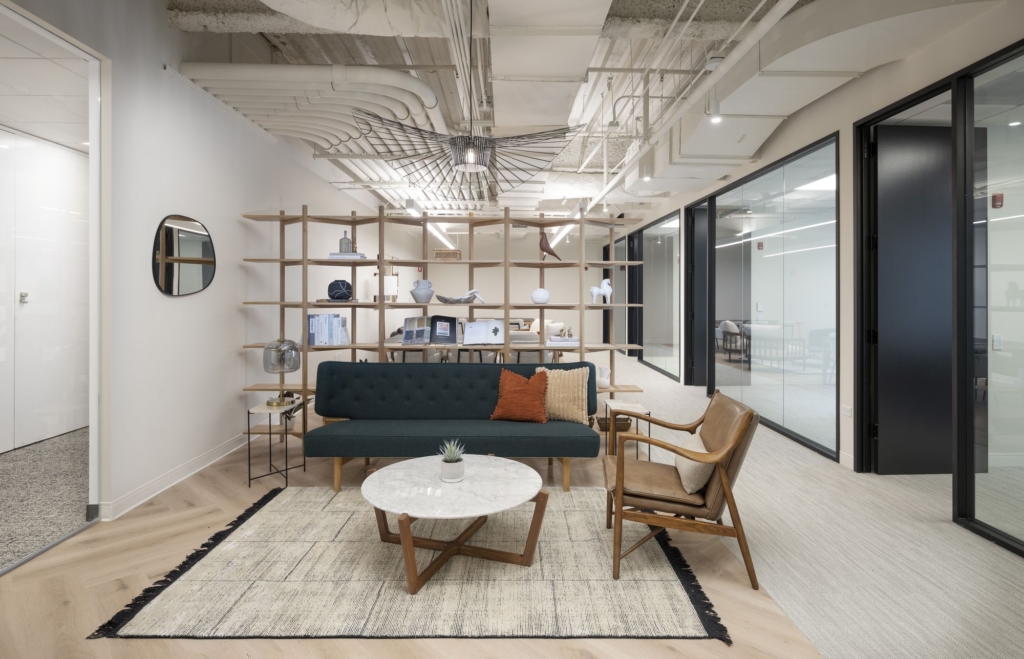 Downtown Spec Suite - Chicago | Office Snapshots