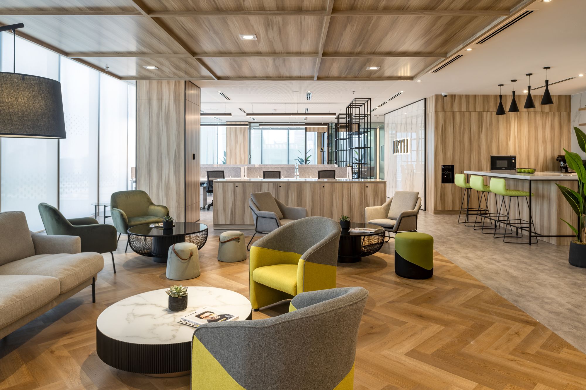 Frontier Education Offices - Dubai | Office Snapshots