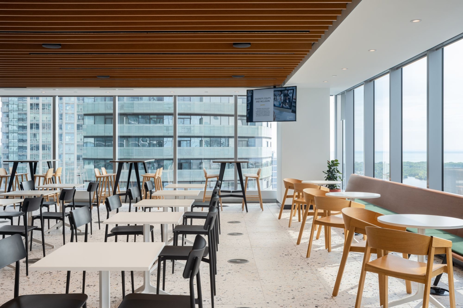 Investment Management Corporation of Ontario (IMCO) Offices - Toronto ...