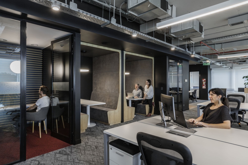 Nissan Offices - Buenos Aires | Office Snapshots