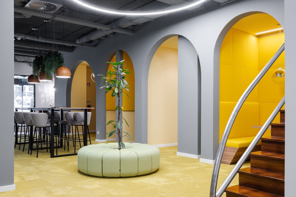 Swiss Post Offices - Lisbon | Office Snapshots