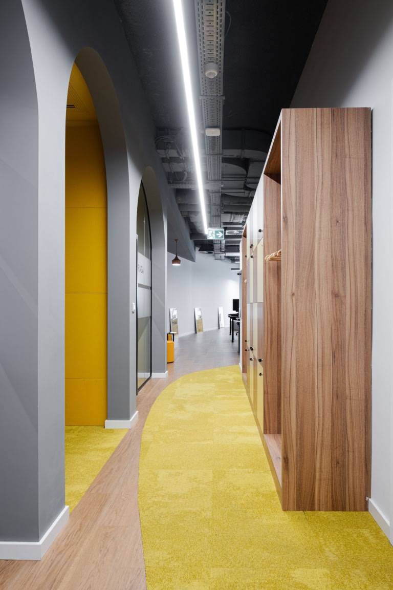 Swiss Post Offices - Lisbon | Office Snapshots