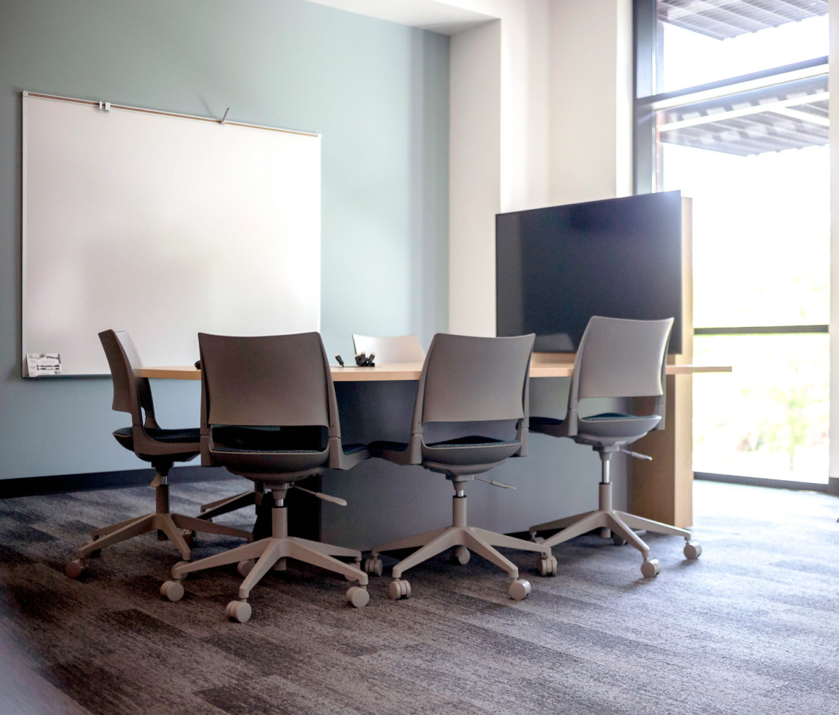 KI Backbone Media Platform | Office Snapshots