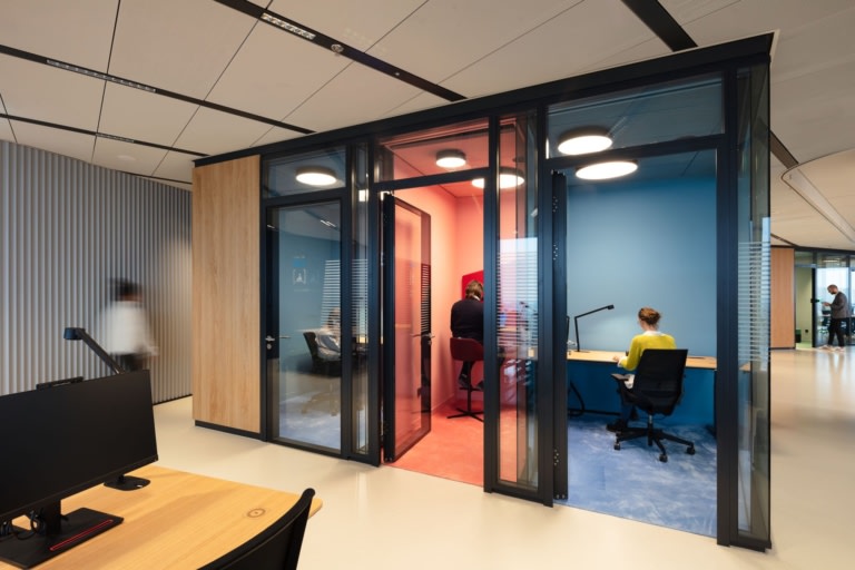 MOL Group Headquarters - Budapest | Office Snapshots