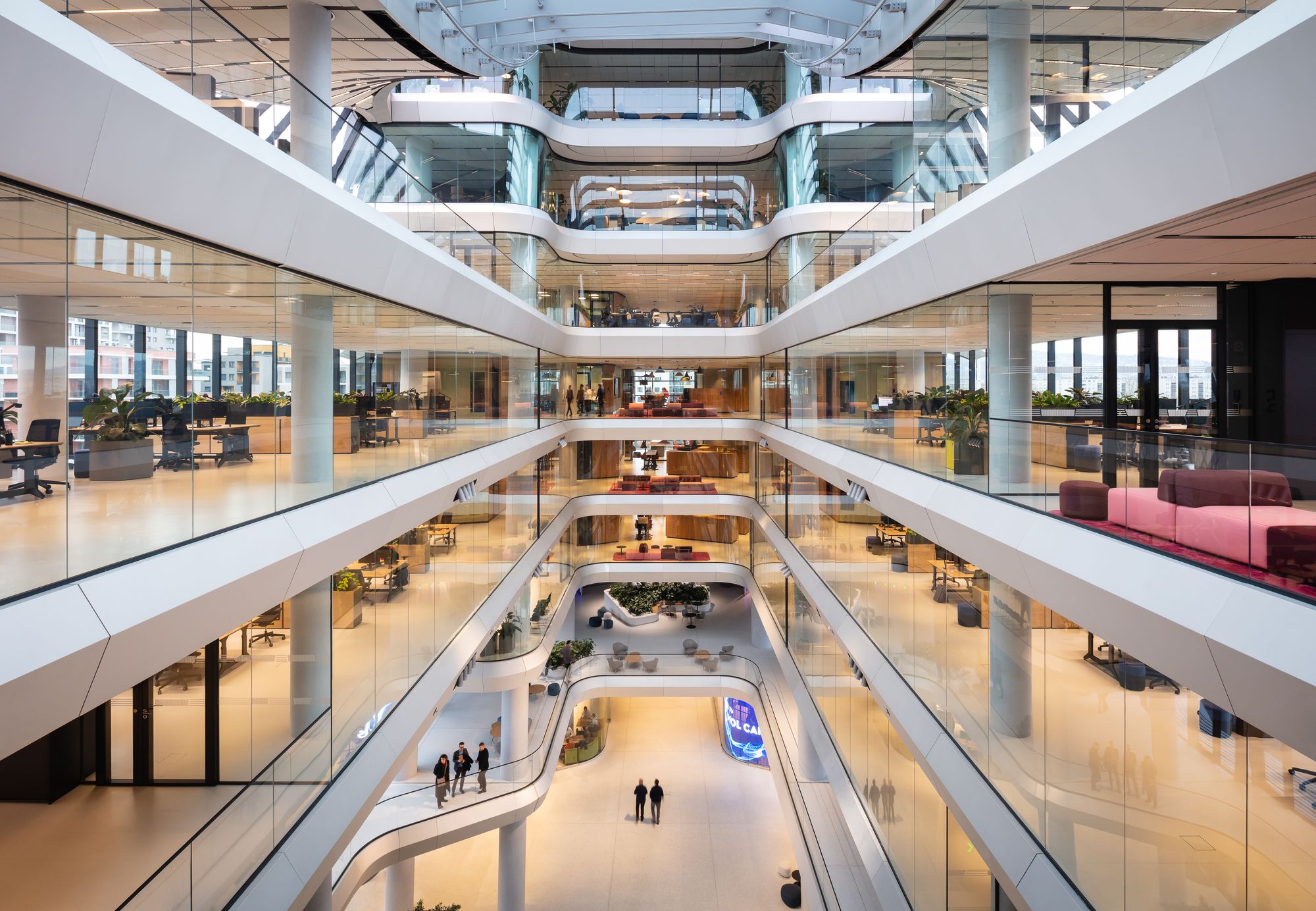 MOL Group Headquarters - Budapest | Office Snapshots