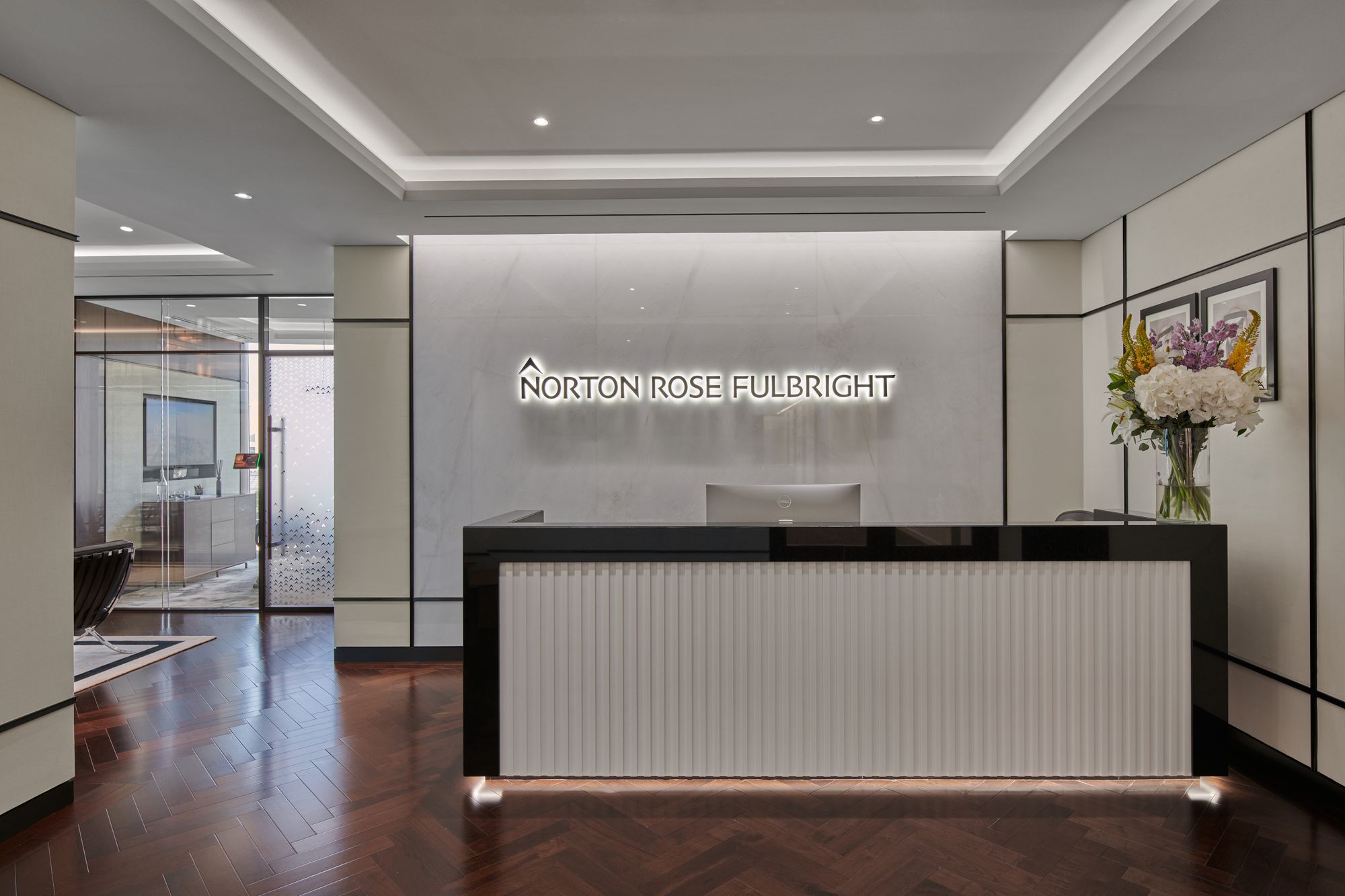 Norton Rose Fulbright Offices - Dubai | Office Snapshots